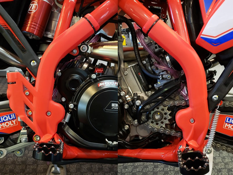 Beta (24-) Frame Guard Set Red – Sierra Motorcycle Supply