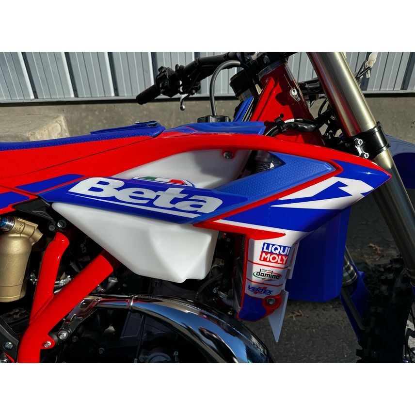 Beta RR|RS (24) Radiator Shroud Set Red/Blue – Sierra Motorcycle Supply