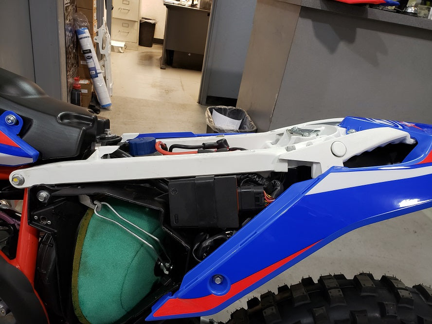 Beta XTrainer (15-22) Upper Subframe White – Sierra Motorcycle Supply